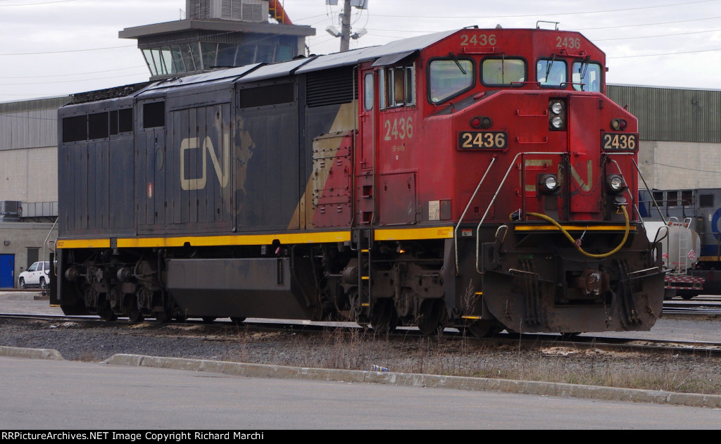 CN 2436